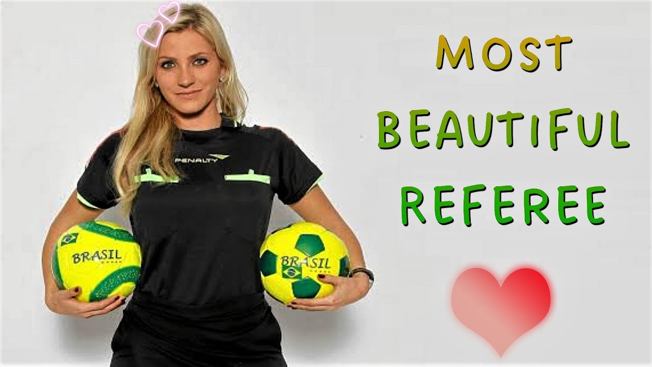 Most beautiful referee in Football ! Fernanda Colombo - YouTube