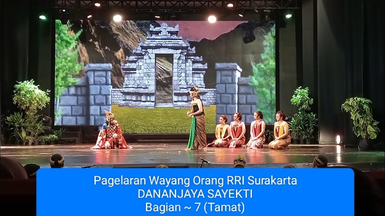 Pagelaran Wayang Orang RRI Surakarta, Solo, Jawa Tengah DANANJAYA ...
