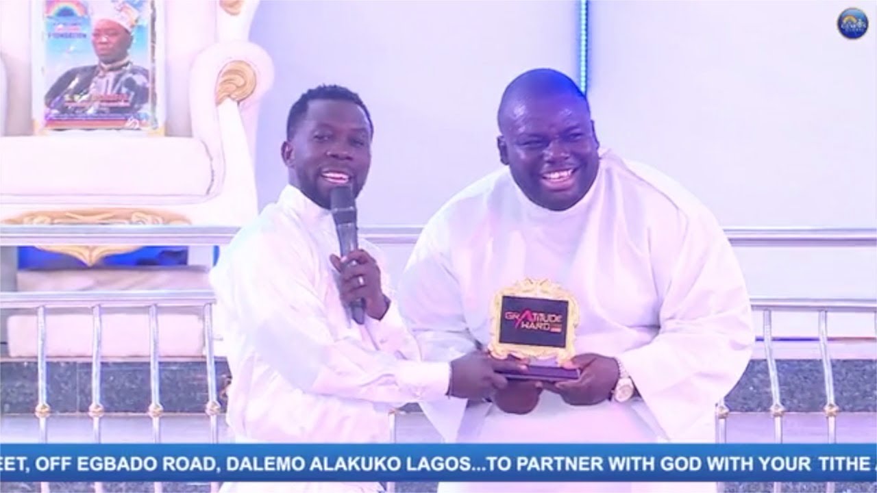 Moses Harmony honoured, performs @ CCC Genesis Global Parish, Alakuko ...