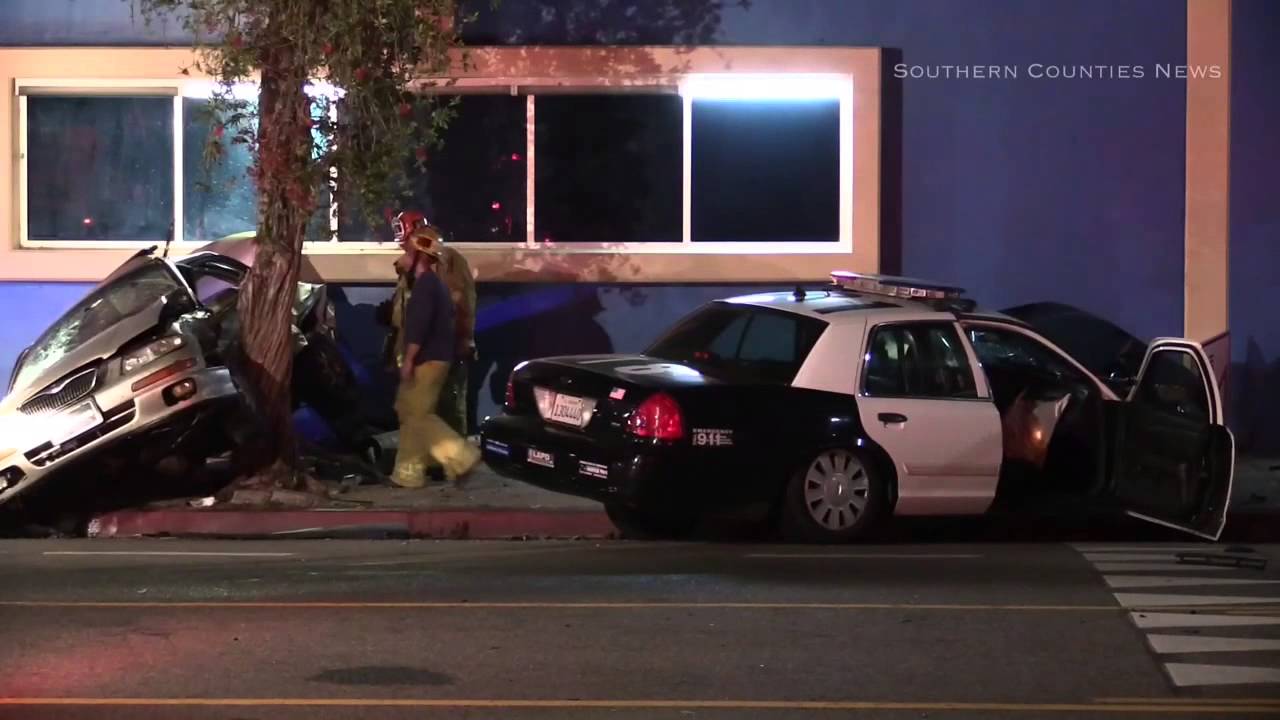 LAPD COP CAR HIGH SPEED CRASH DURING PURSUIT - YouTube