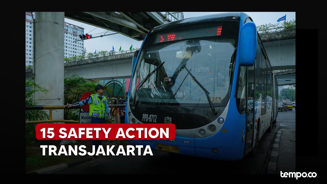 15 Safety Action Transjakarta - YouTube