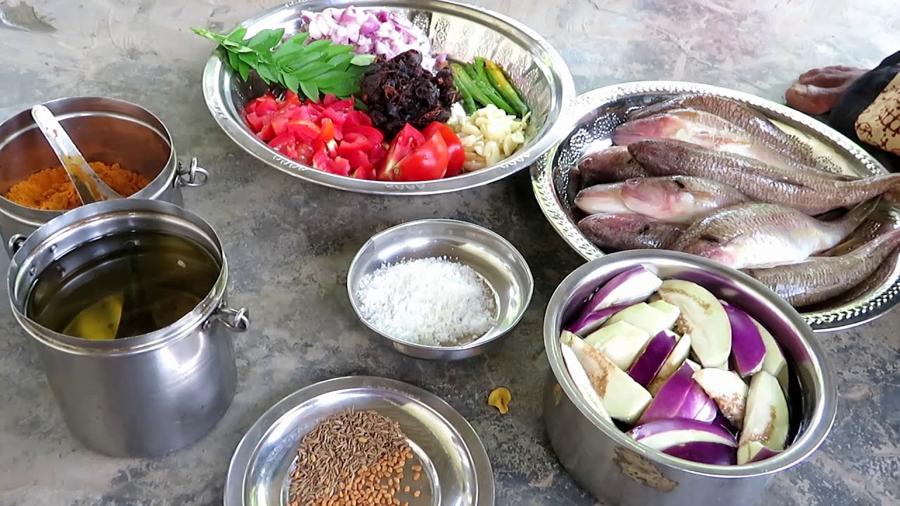 Village style fish gravy kilanga Meen fish curry Lady fish curry Susi ...