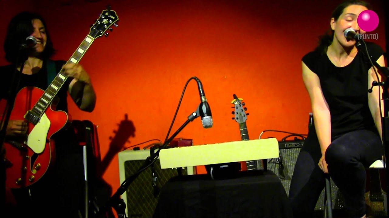 PAULINE EN LA PLAYA - ACABÁRAMOS @FotomatonBar 26/06/2015 @FabTormentas ...