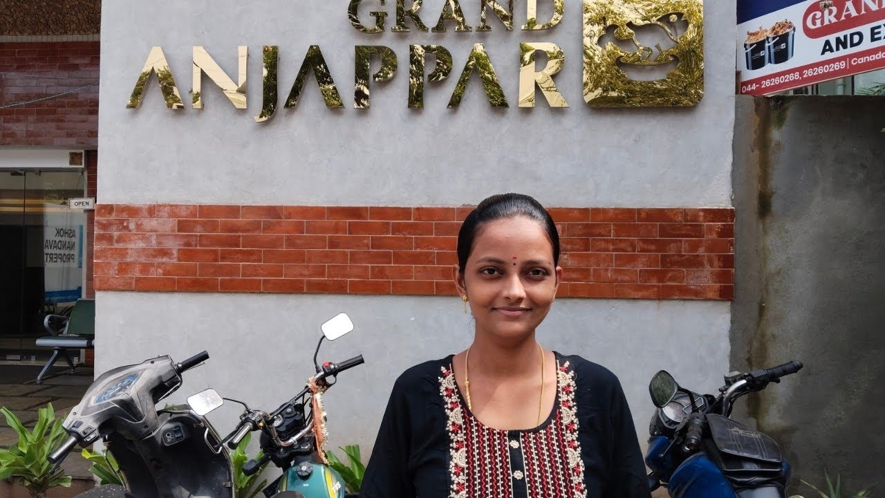 4 types of non veg gravy unlimited meals|Anna Nagar|Chennai|Vibe with ...