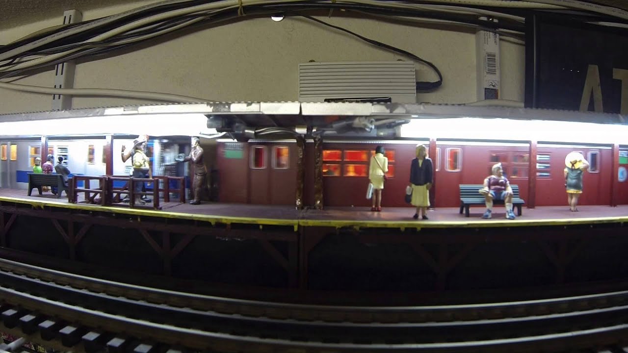 NYC MTA Model Subway Test Run - YouTube