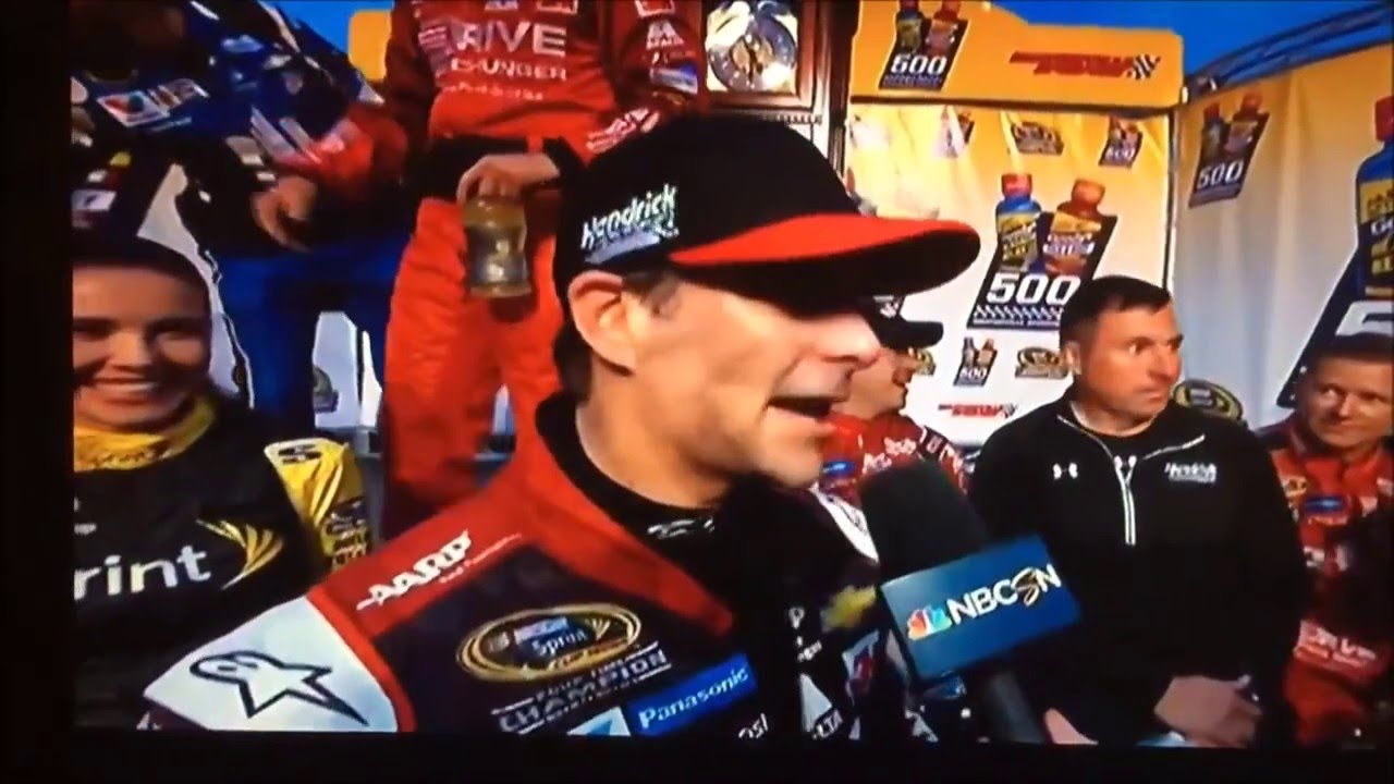 Jeff Gordon Wins at Martinsville (2015) - YouTube