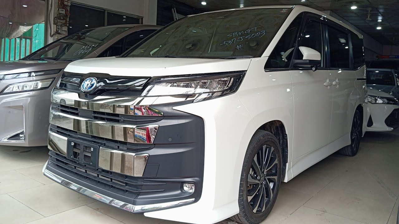TOYOTA NOAH SZ PKG 2022 MODEL PEARL COLOR NEW SHAPE HYBRID - YouTube