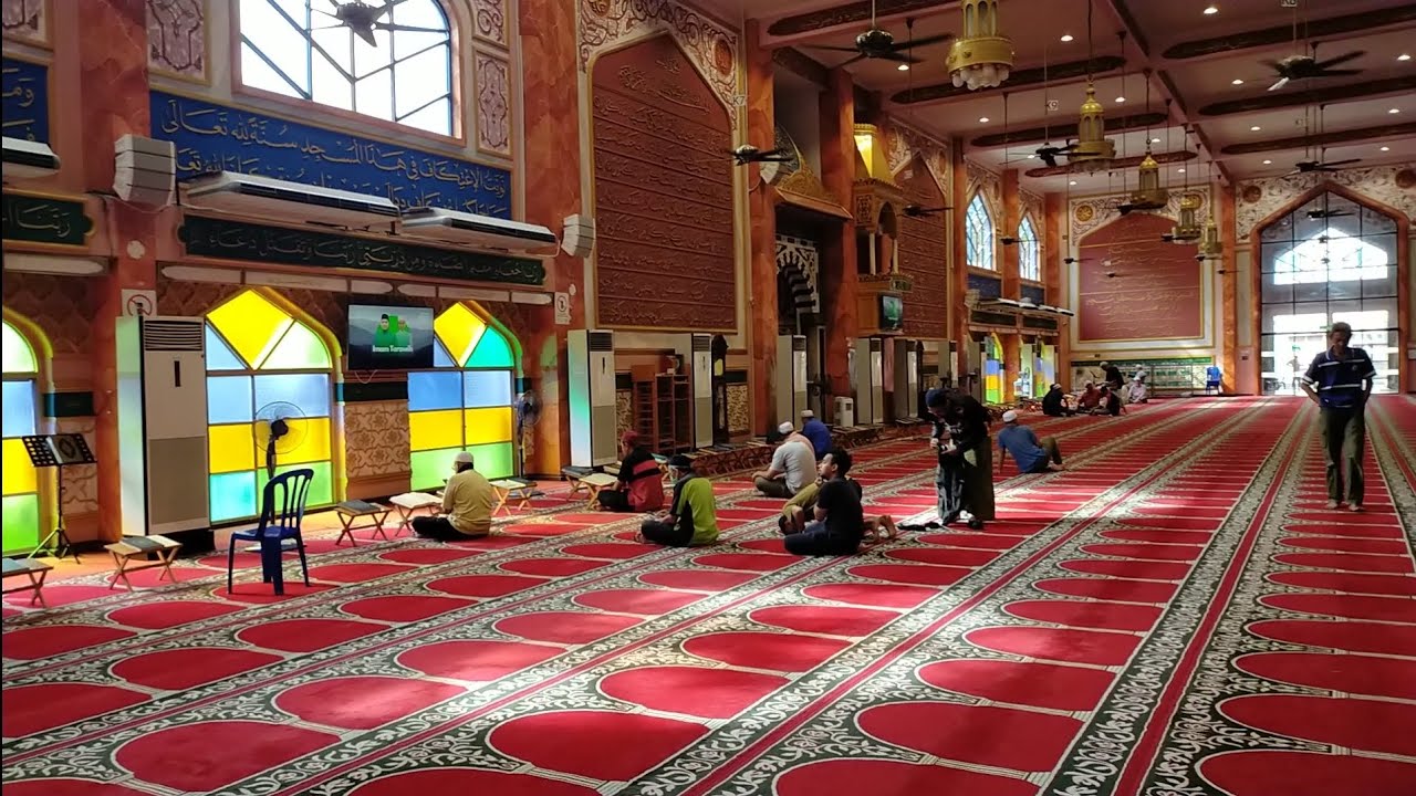 Malaysia, beautiful mosque in Subang jaya. Masjid al Falah, USJ 9 - YouTube