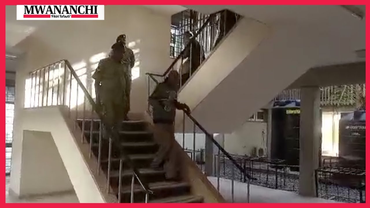 VIDEO YA DK SLAA IKIMUONYESHA ALIVYOFIKISHWA, KUTOKA MAHAKAMANI KISUTU ...