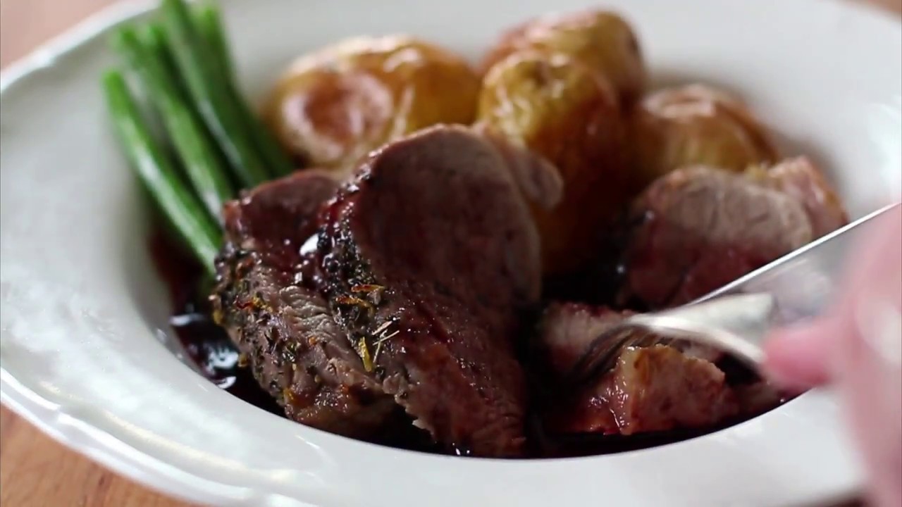 Pork with Raspberry sauce - YouTube