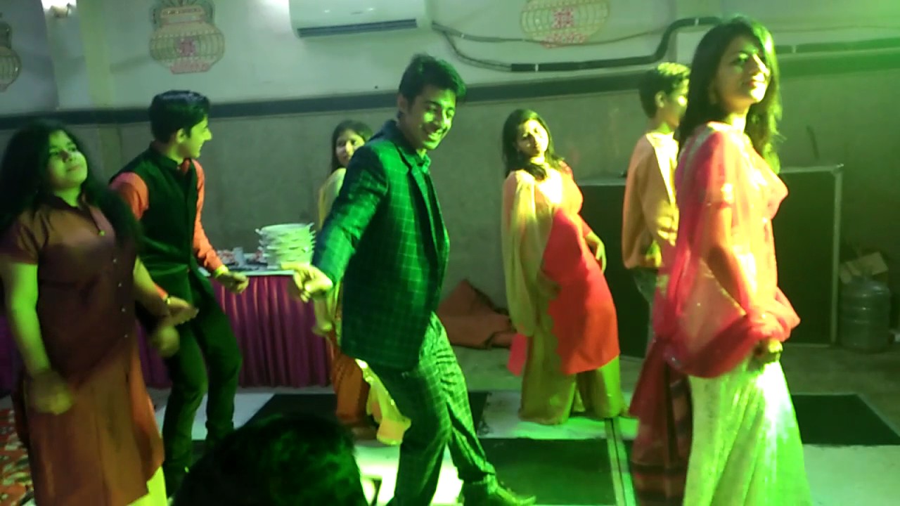 SHAVA SHAVA| AMAZING DANCE PERFORMANCE OF COUSINS. - YouTube