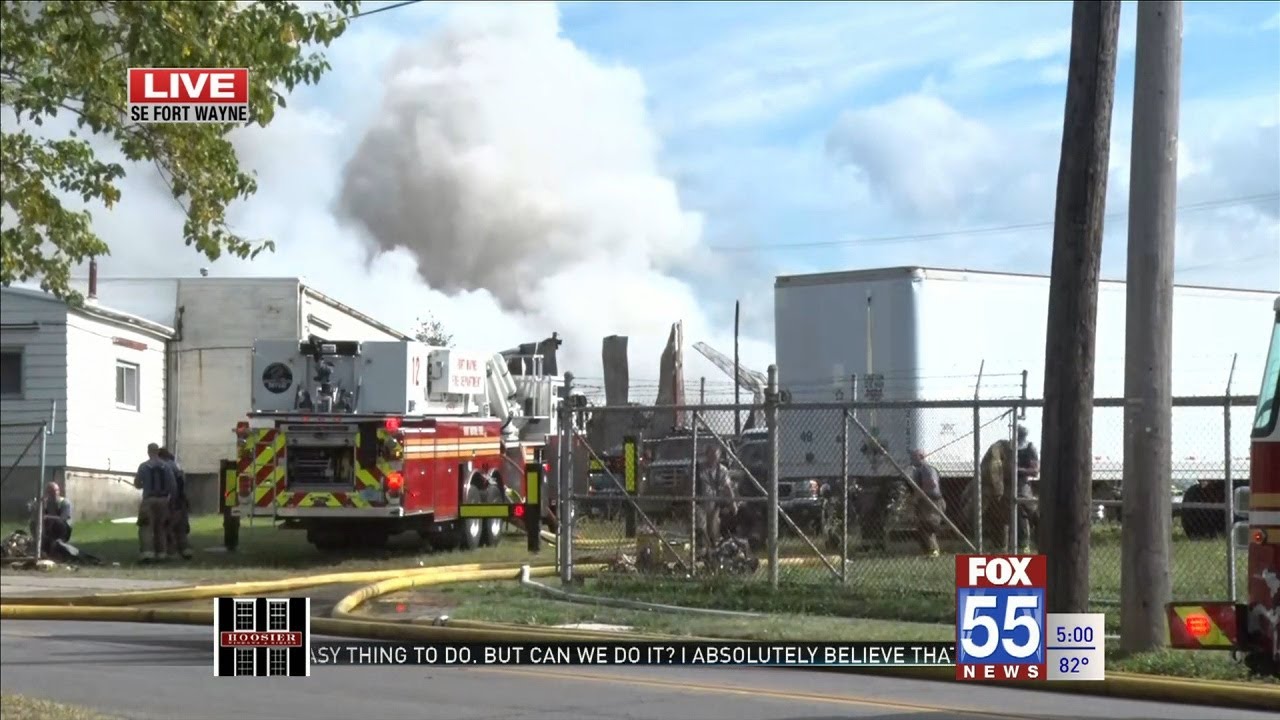 Fire erupts on Fort Wayne's east side - YouTube