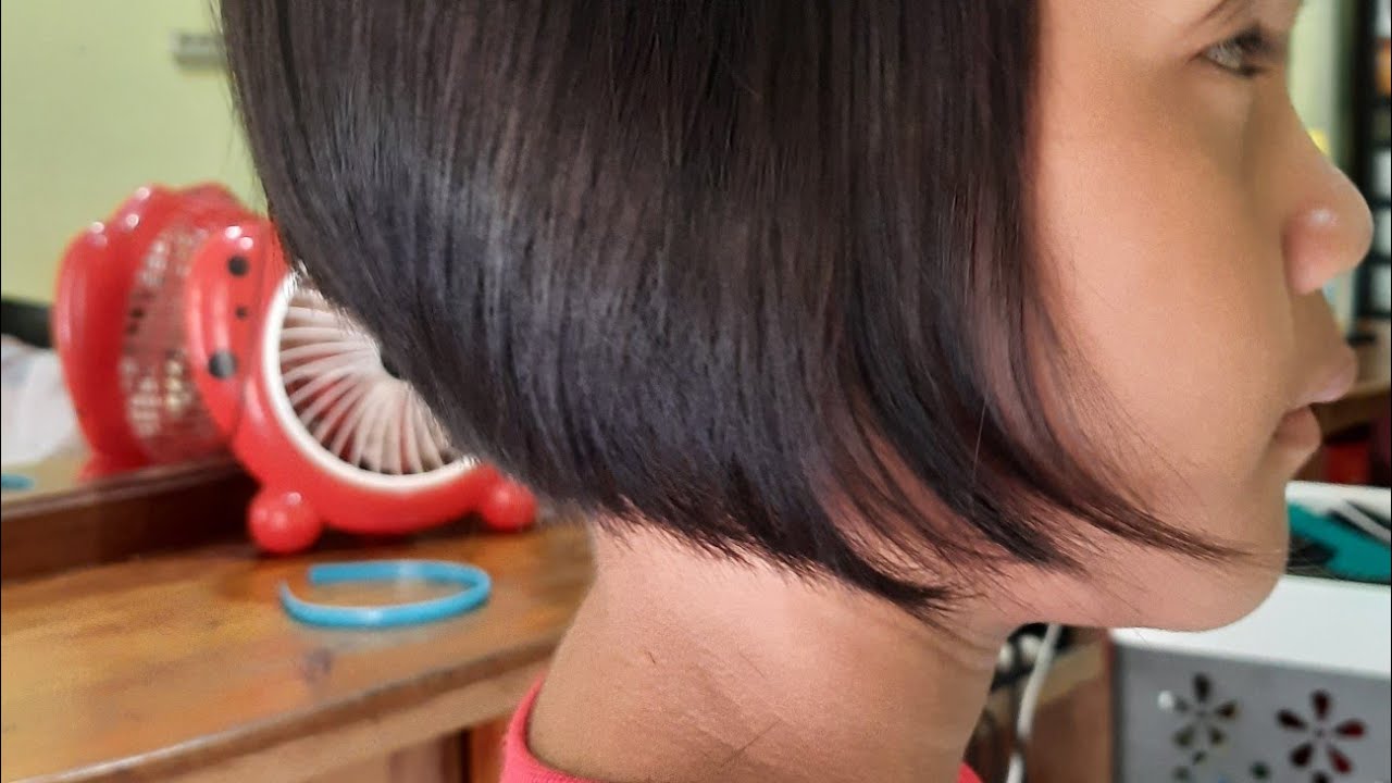 DIY simple way bob haircut @salonkampoeng - YouTube