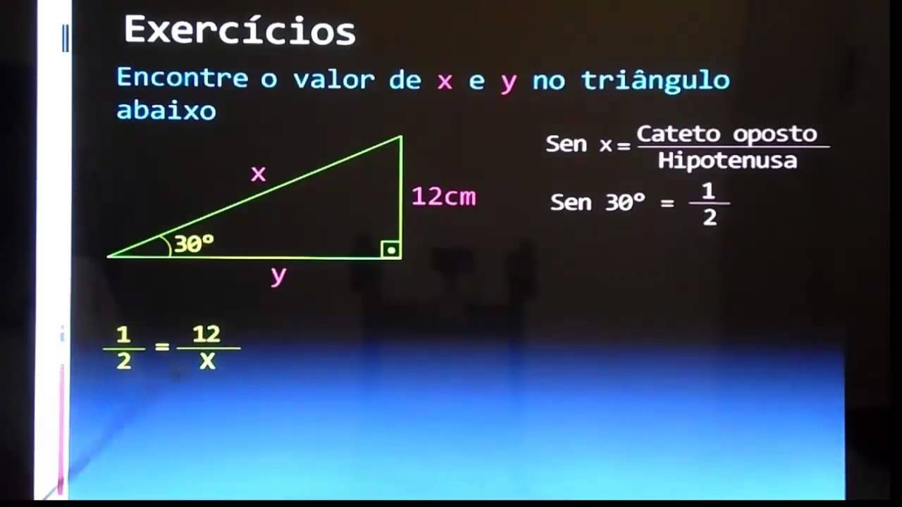 Trigonometria no Triângulo Retângulo (parte 2) - Ângulos Notáveis - YouTube