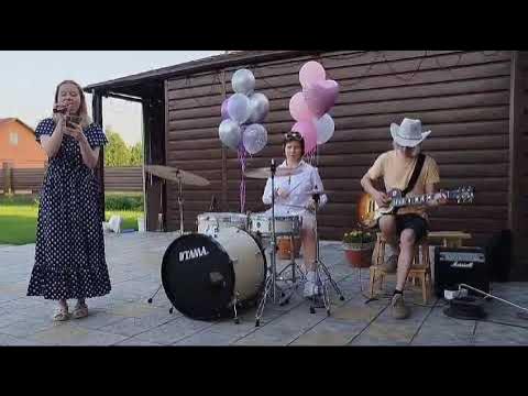 Она жуёт свой "орбит" без сахара... - YouTube