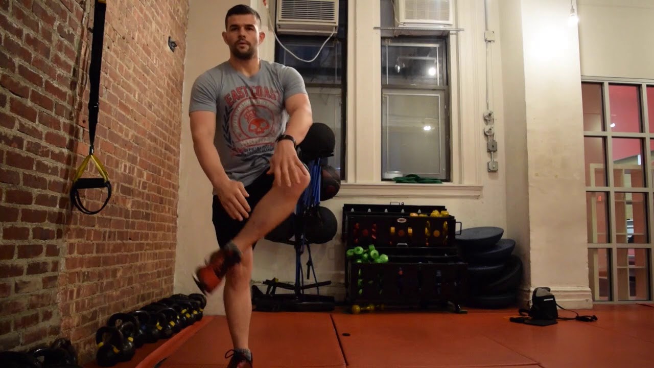 Lower Body Dynamic Stretching Sequence - YouTube