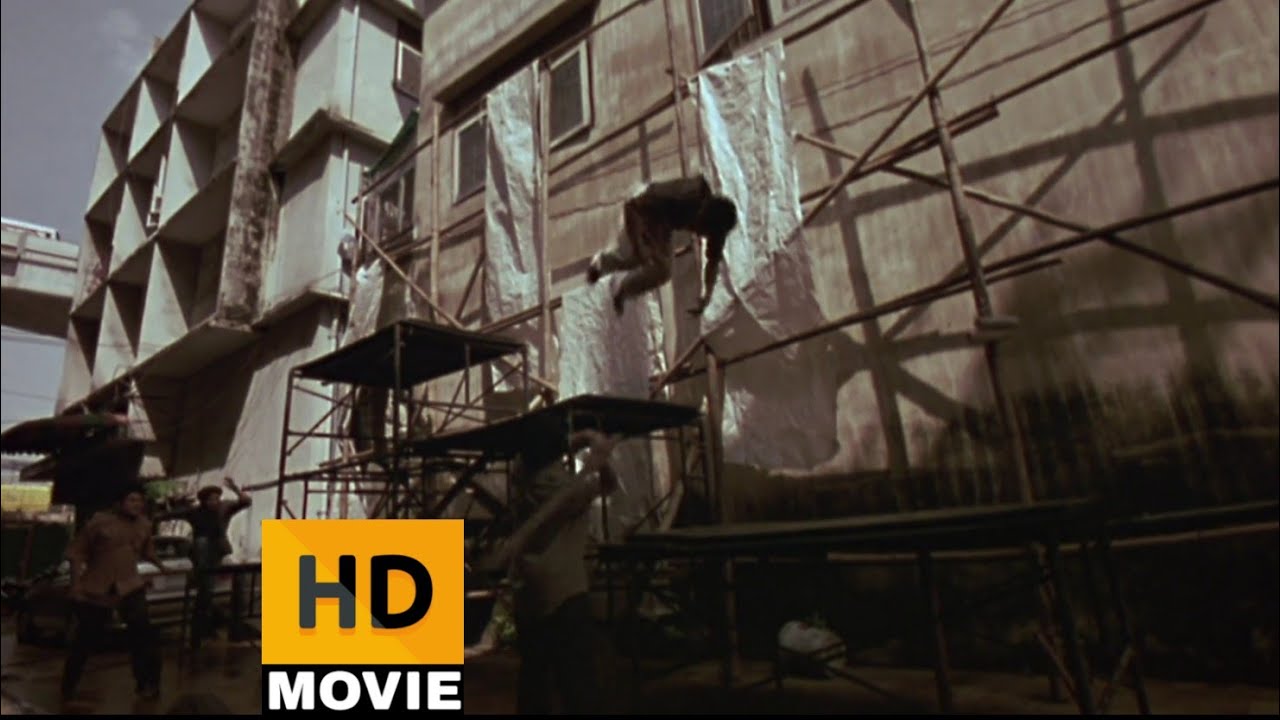 Ong-bak: The thai warrior (2003)(MOVIE)----tony jaa street running ...