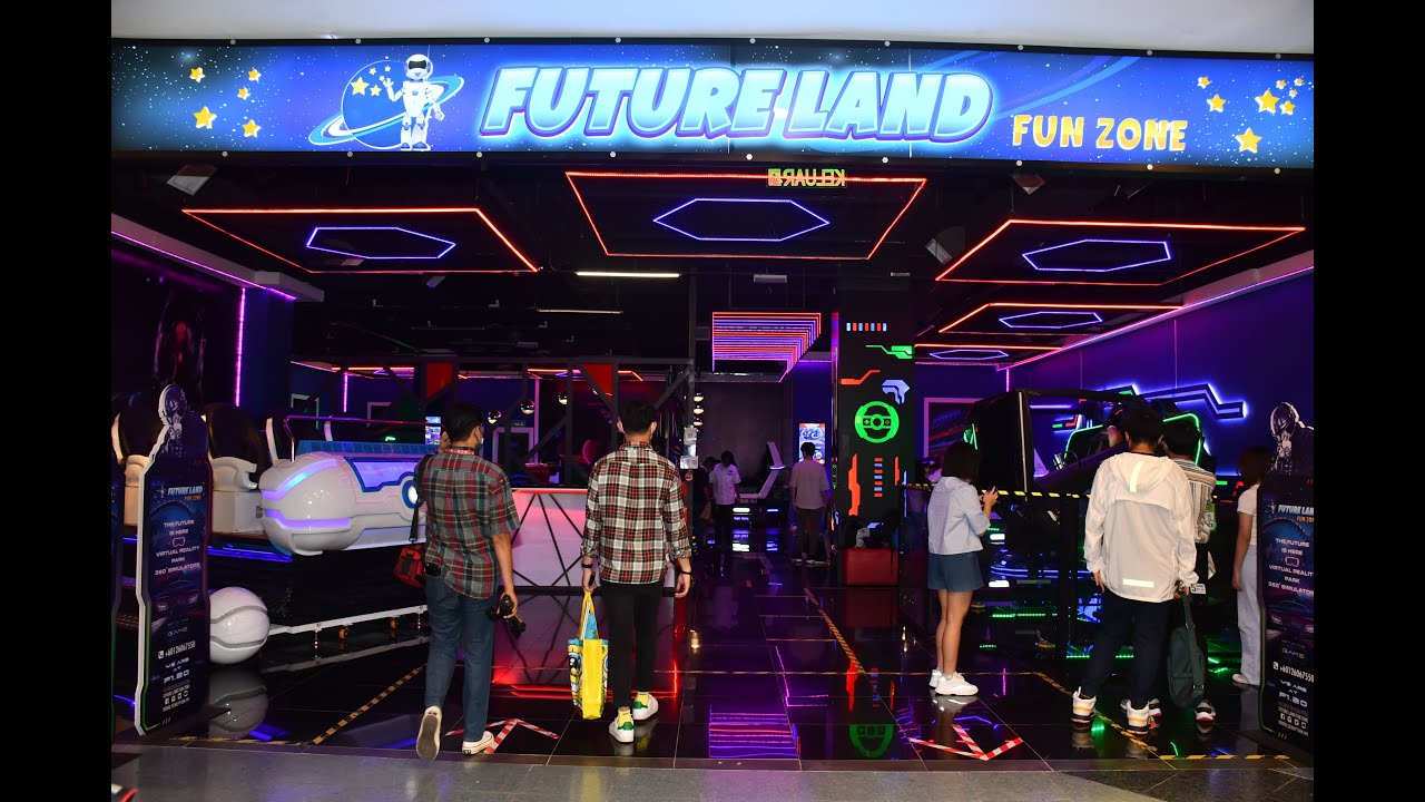 雪兰莪Sunway Pyramid Future Land Fun Zone, 未来主义室内主题游戏室,与你遨游在虚拟世界 - YouTube
