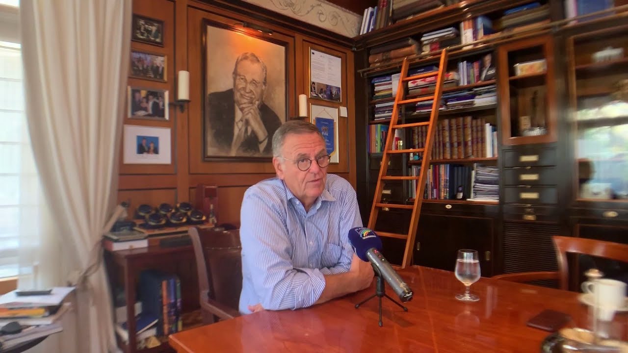 Roland Mack vom Europa-Park im Interview - zu seinem 70. Geburtstag ...