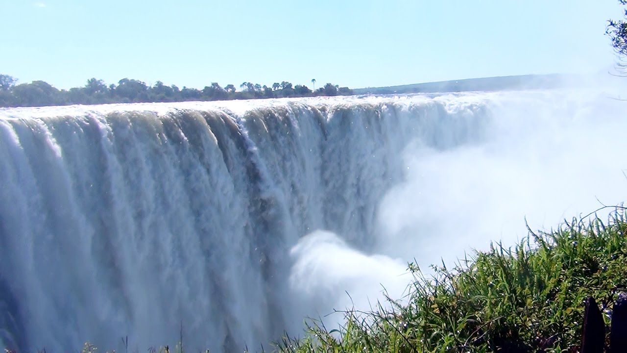 Puente De Las Cataratas Victoria Puenting