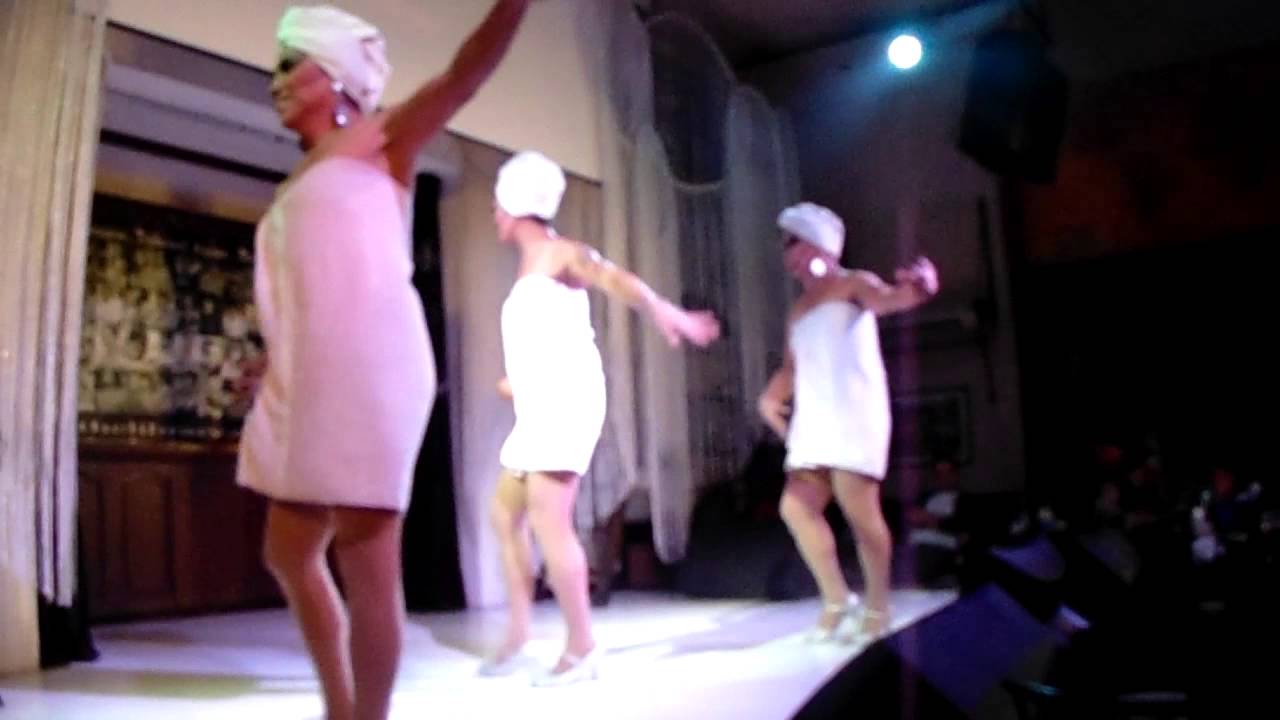 The Library comedy bar - YouTube