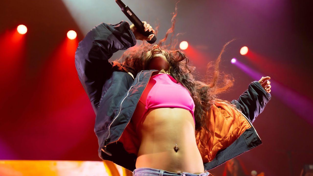 JESSIE REYEZ YESSIE NYC Show - YouTube