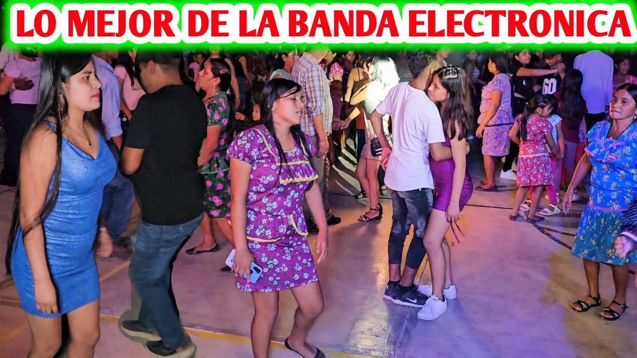 LO MEJOR BANDA ELECTRONICA CON EL GRUPO CORAZÓN VIAJERO - YouTube