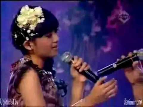 Putri Ayu Silaen - I Believe I Can Fly - YouTube