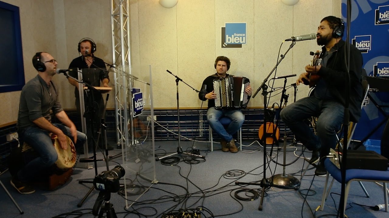 Julian Babou - Pandyé - Live Radio France Bleu Toulouse - YouTube
