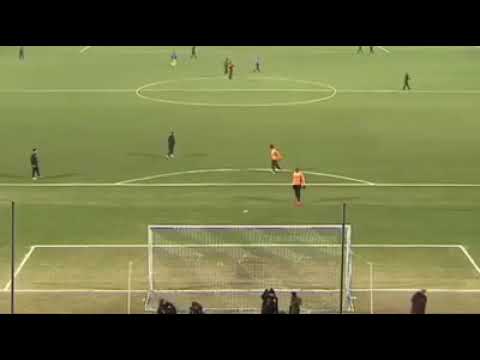 Mbaye Diagne Polis abimizi Tam kafasından vuruyor :) BB Erzurum-Galatasaray Maç öncesi antrenman