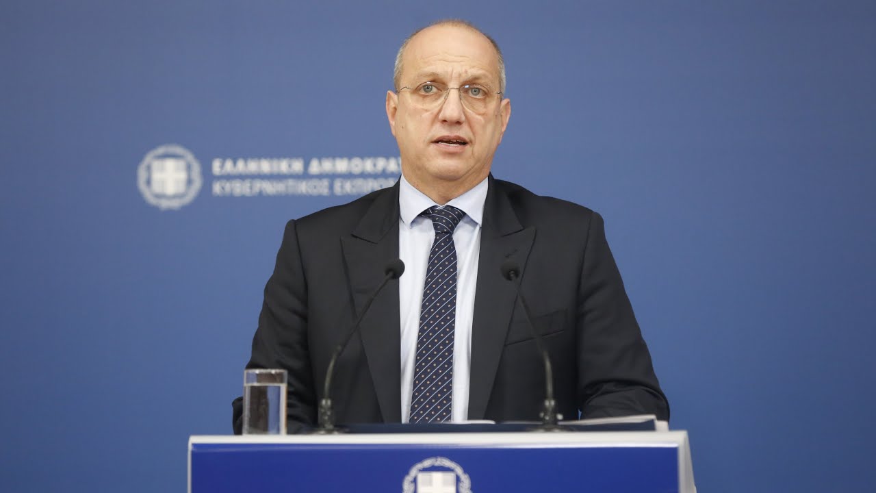 Eνημέρωση πολιτικών συντακτών από τον Κυβερνητικό Εκπρόσωπο Γιάννη ...