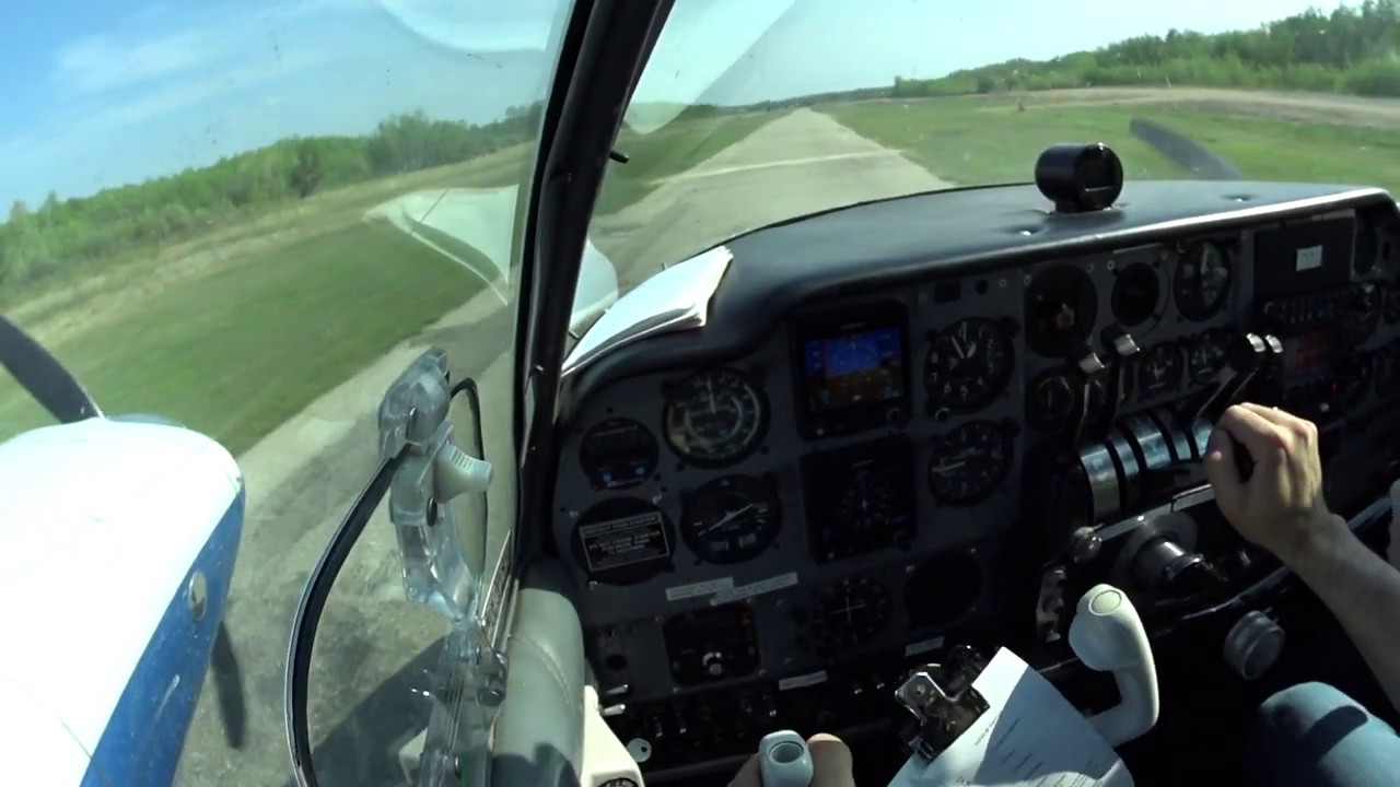 Beech BE-95 Travel Air landing - YouTube
