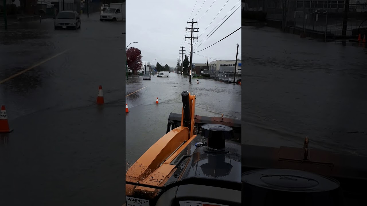 Burnaby flooding! - YouTube