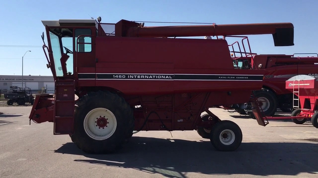 1981 Case IH 1460 - YouTube
