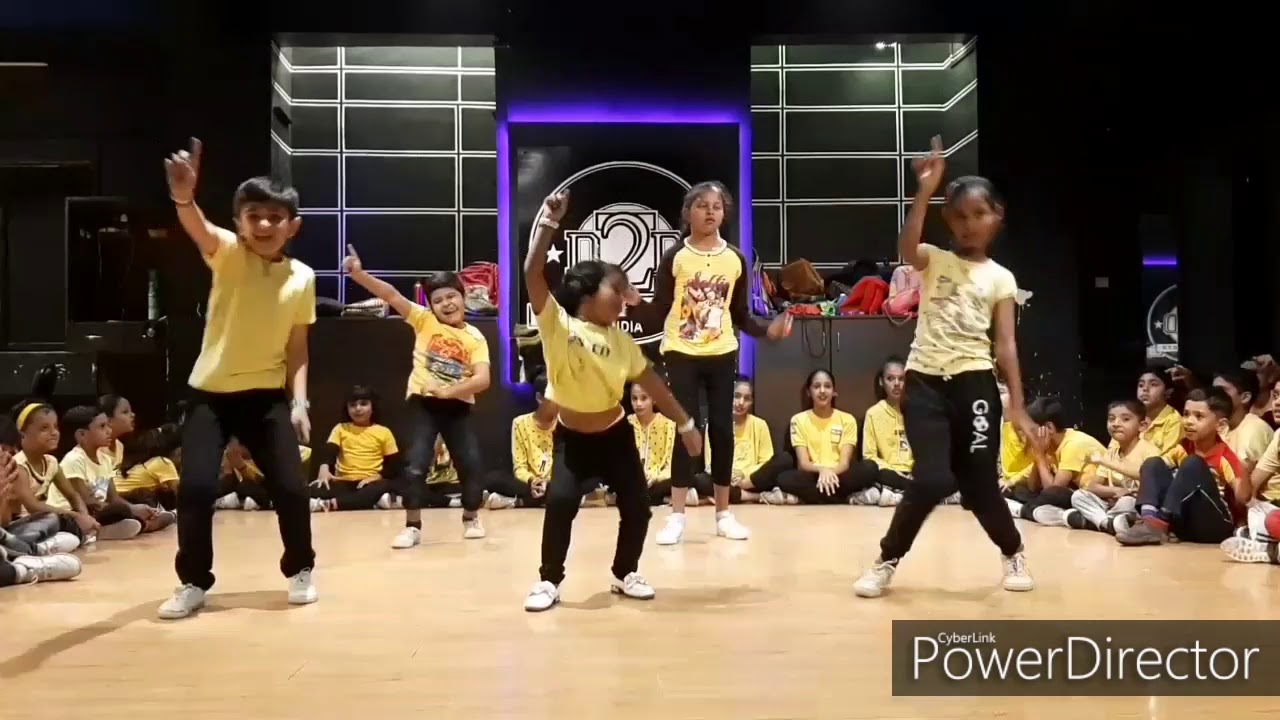 |Second Hand Jawani | Urban Choreography | D2D Dance Studio | - YouTube