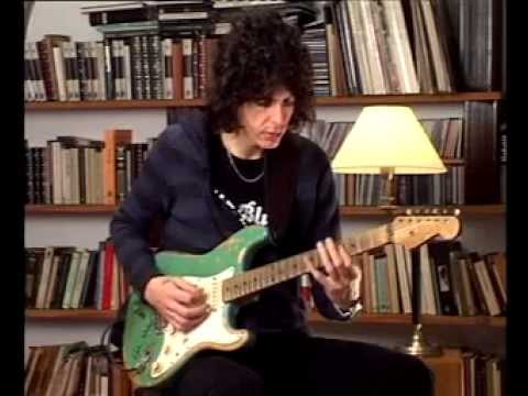 Diminished Guitar Lick Over an 8 Bar Blues Progression - Blues Guitar ...