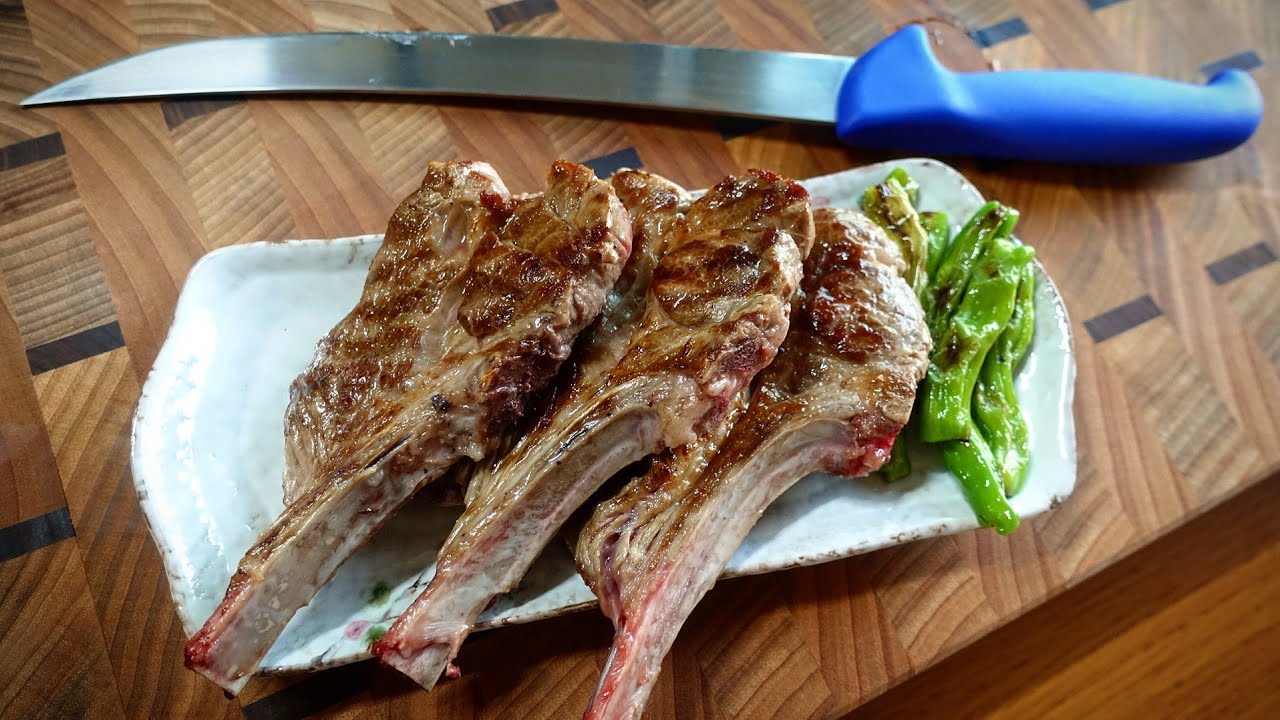 반값에 땡잡은 양갈비 숄더랙 리뷰 [Lamb Shoulder rack] - YouTube