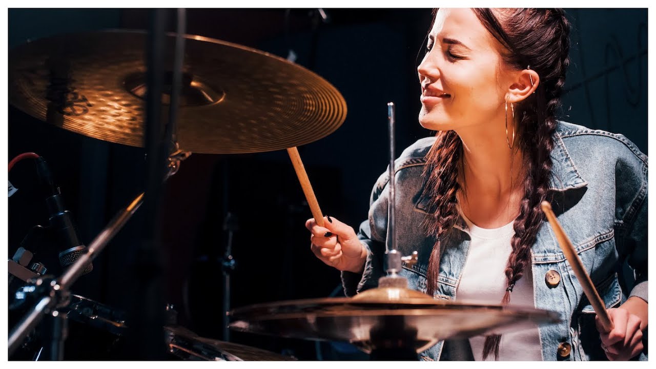 Funky Drum Loop 125 BPM - YouTube