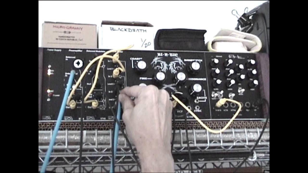 Modular synth drone jam with Tune in Tokyo - YouTube