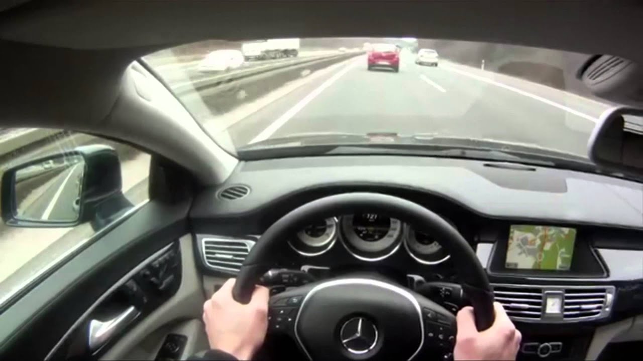Mercedes Benz 200 MPH Highway Run - YouTube