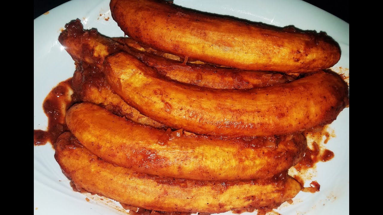 Gutegura ibitoki bisize ikirungo || spicy fried bananas - YouTube