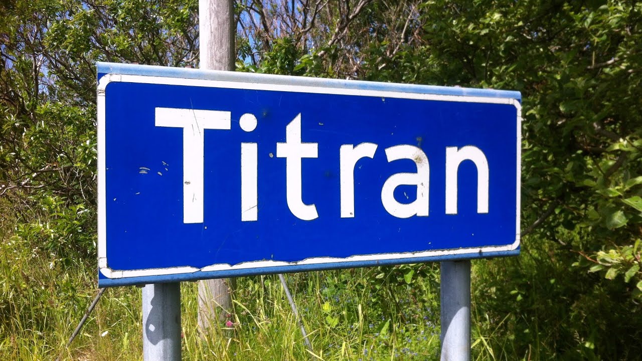 FPV over the island Titran in Norway July 2015 with DJI S900 - YouTube