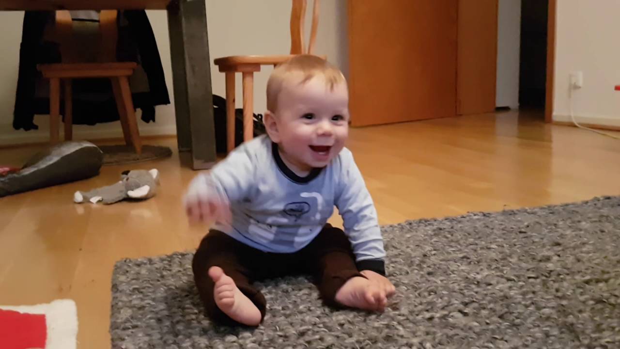 Max, wink mal der Oma - YouTube