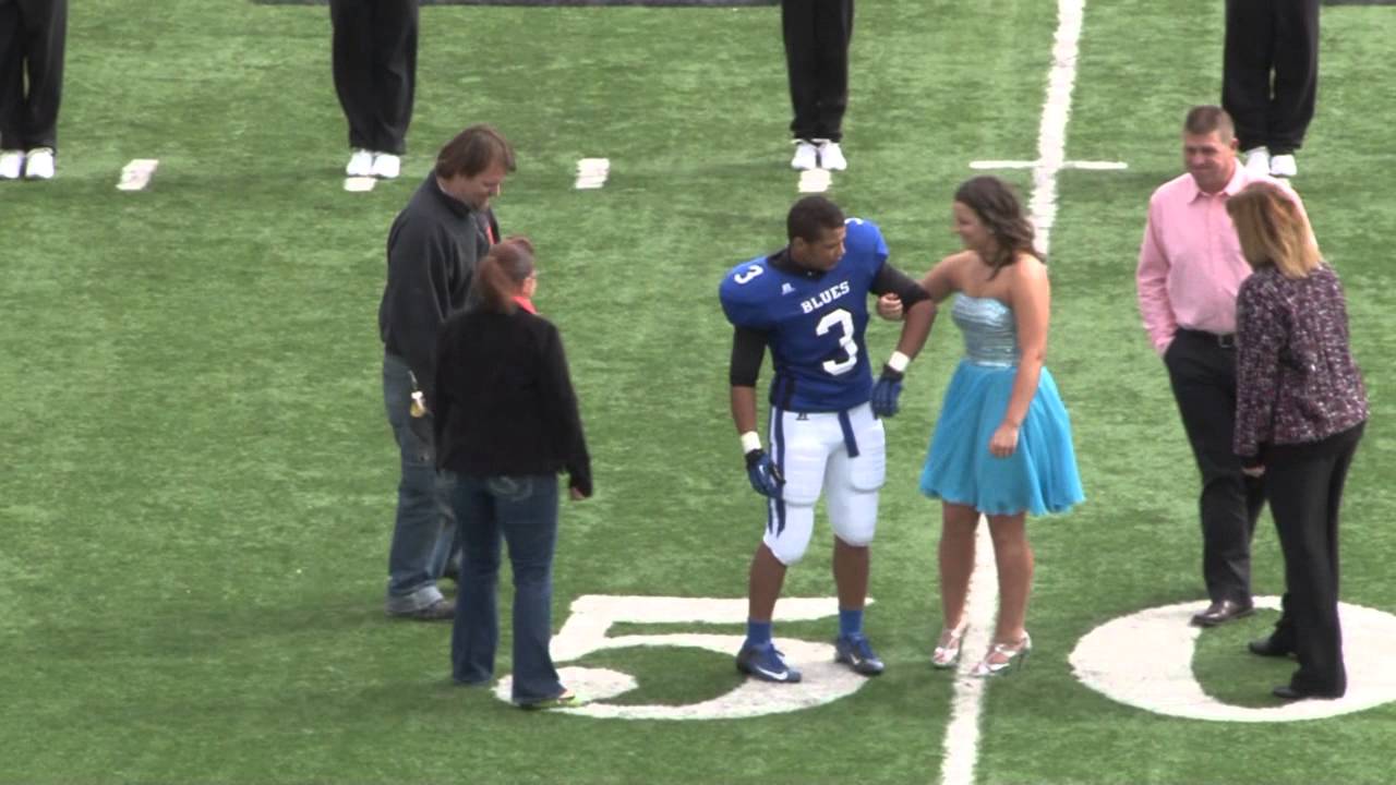 2013 Washburn Rural High School Homecoming King and Queen ceremony ...