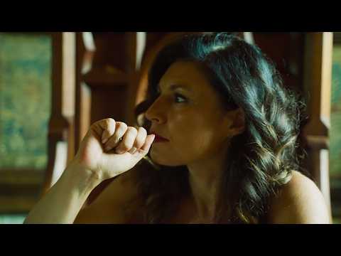 GIUSY FERRERI - Vuoto Cosmico (Official Video)