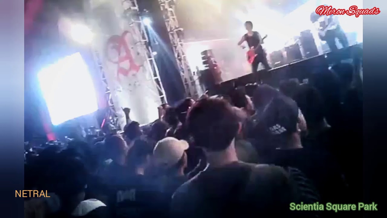 Konser NETRAL / NTRL - Sakit Jiwa // Penonton pada rusuh // Best moment ...