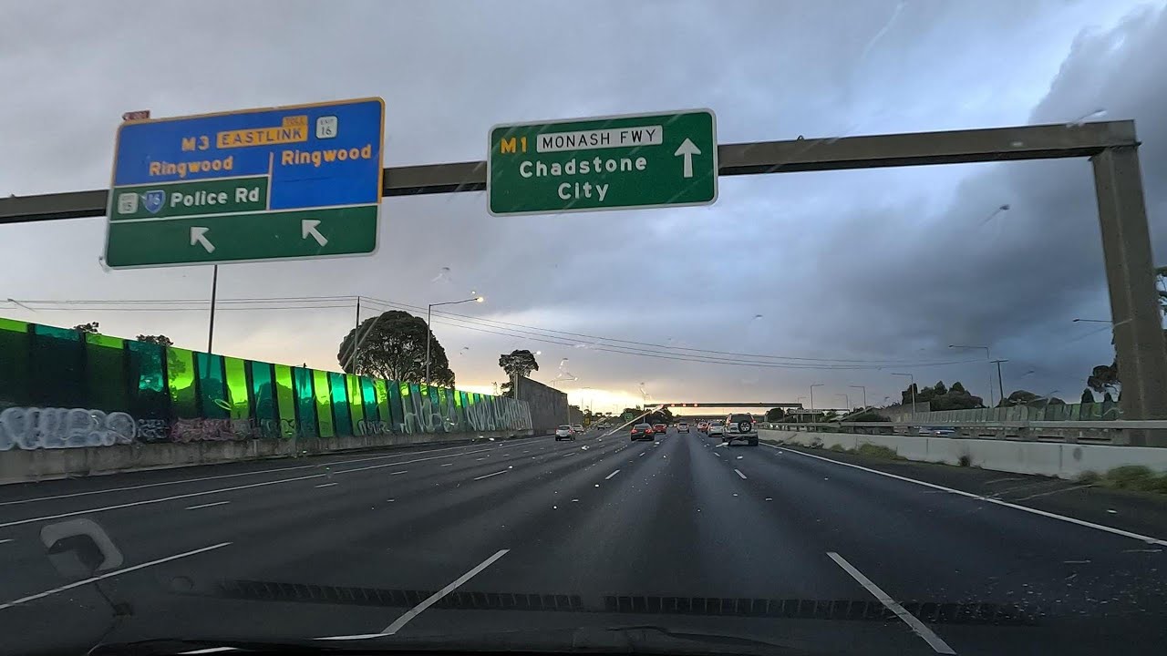 Melbourne M1 highway 29-08-2025 - YouTube