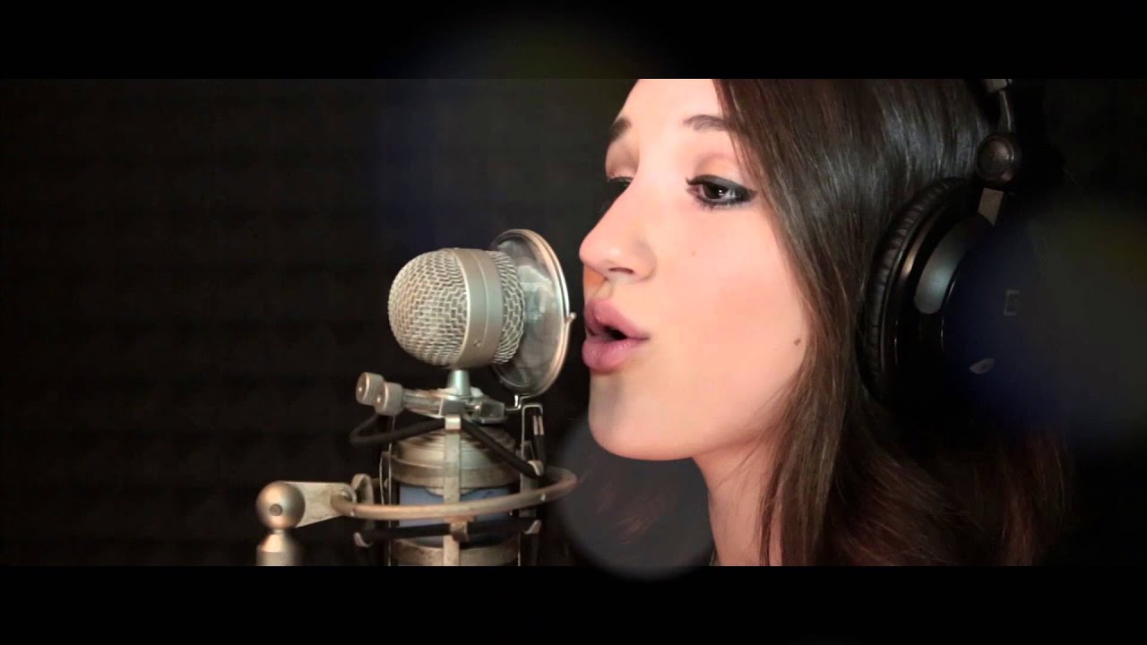 Savannah Garza Cover "Fly Me to the Moon" - YouTube