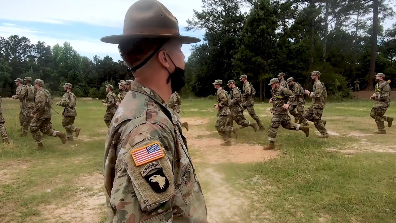 Learning to Lead Others as a Soldier - YouTube