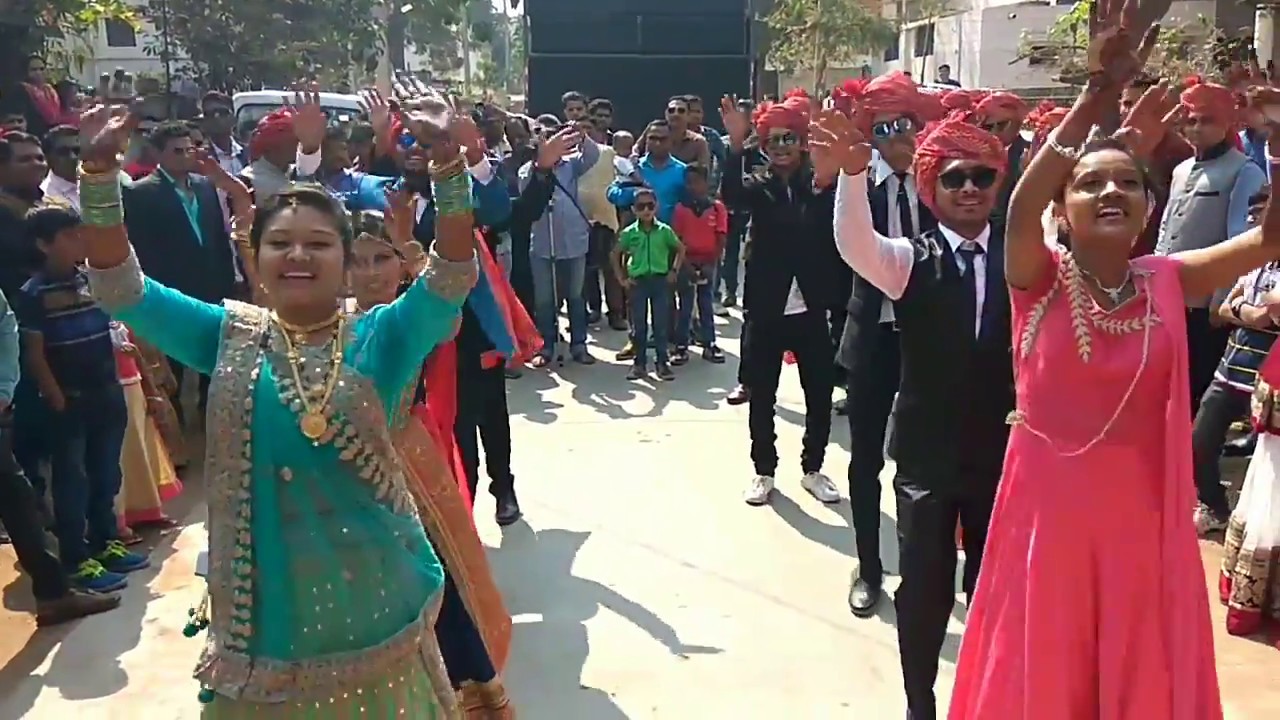 char char bangdi vadi audi | wedding dance | Gujarati Dance | - YouTube